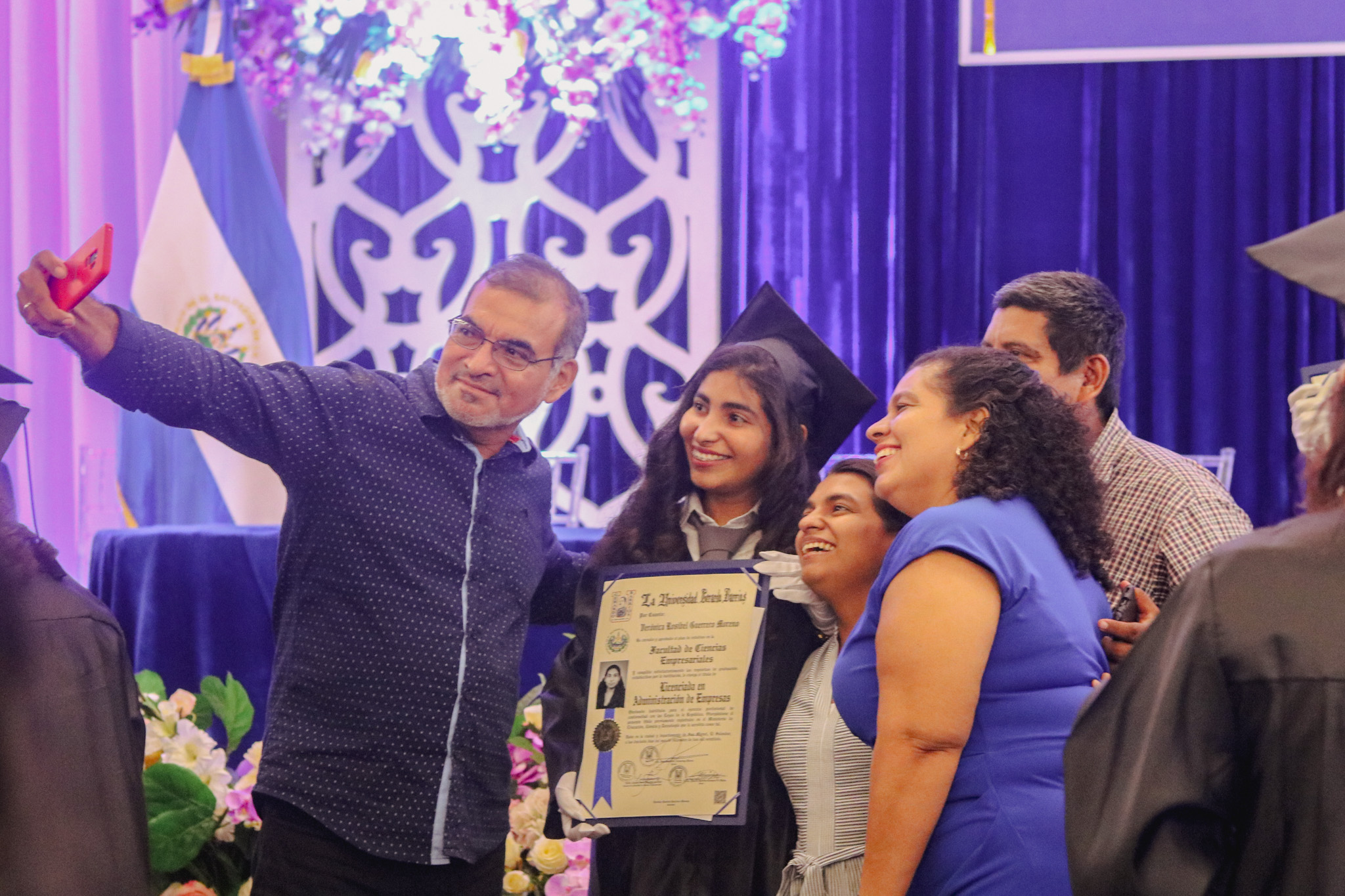 Evento Graduación | Universidad Gerardo Barrios | UGB