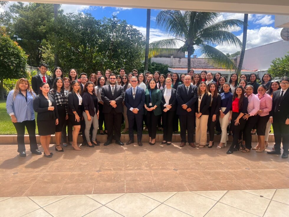 Visita Técnica: Carreras Virtuales de FDRI